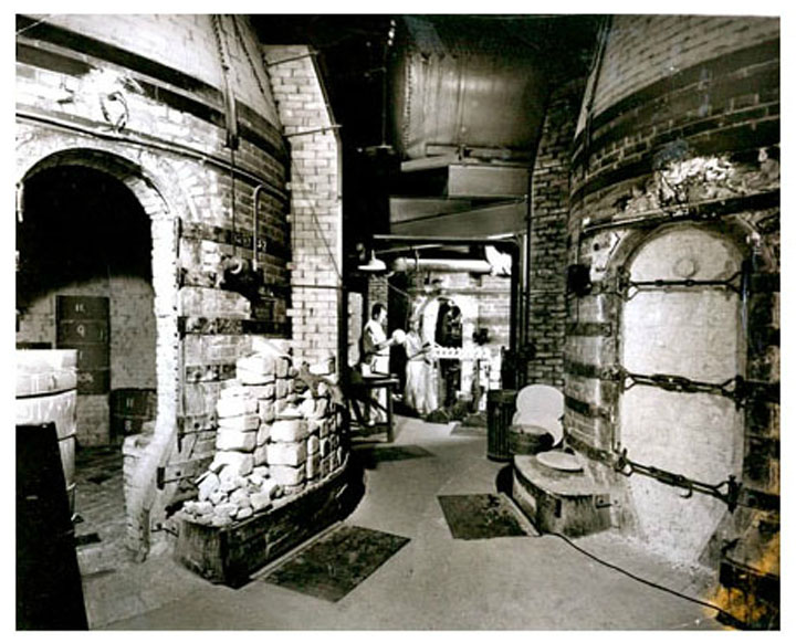 Rookwood Pottery Factory (& Bar?) | Daydream Tourist