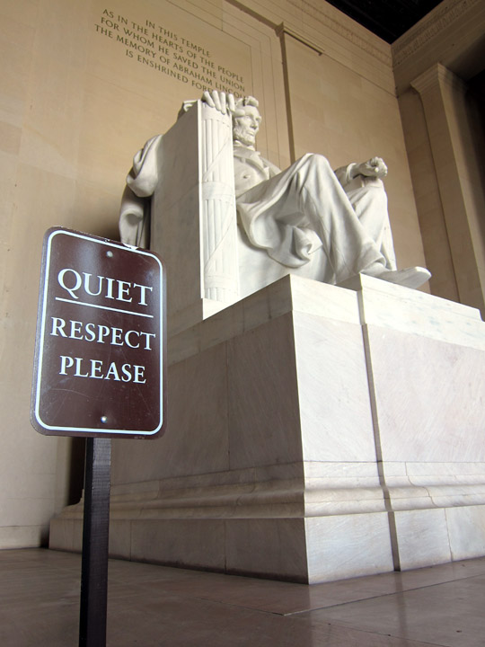 Man and Myth: Interpreting Statues of Lincoln | Daydream Tourist